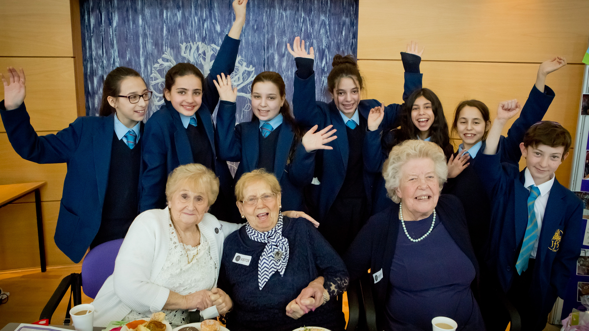 Batmitzvah ‘girls’ share stories with JFS students - The Jewish ...