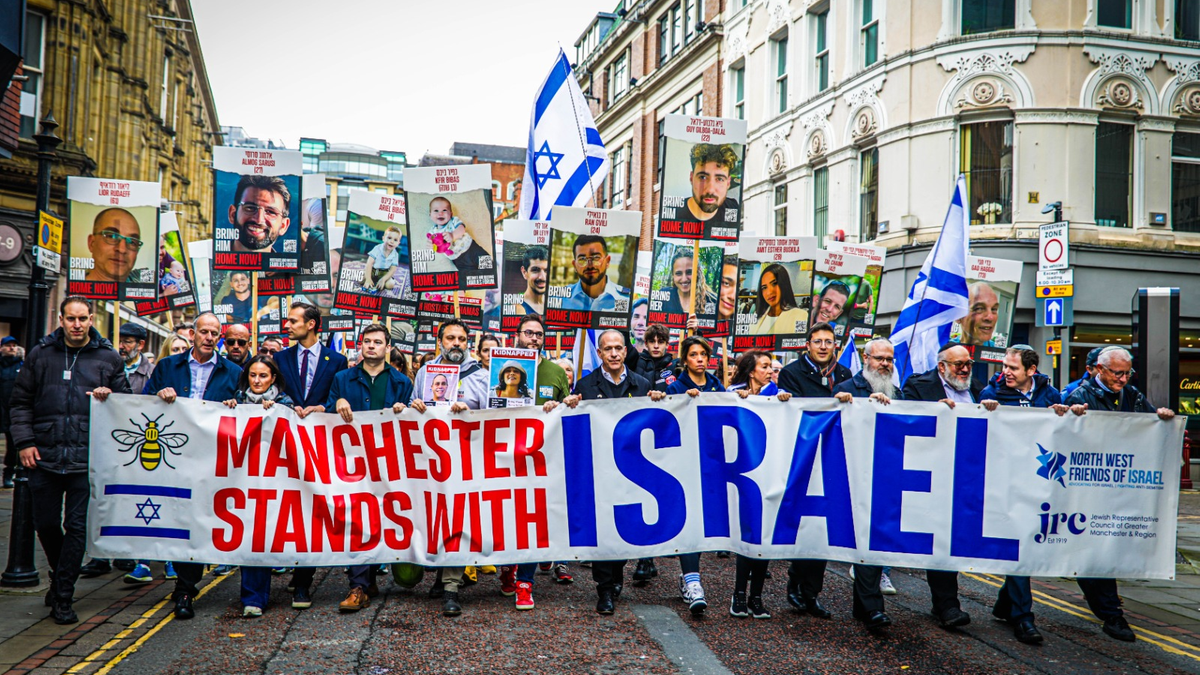 Communities across the UK gather to remember October 7 victims - The ...