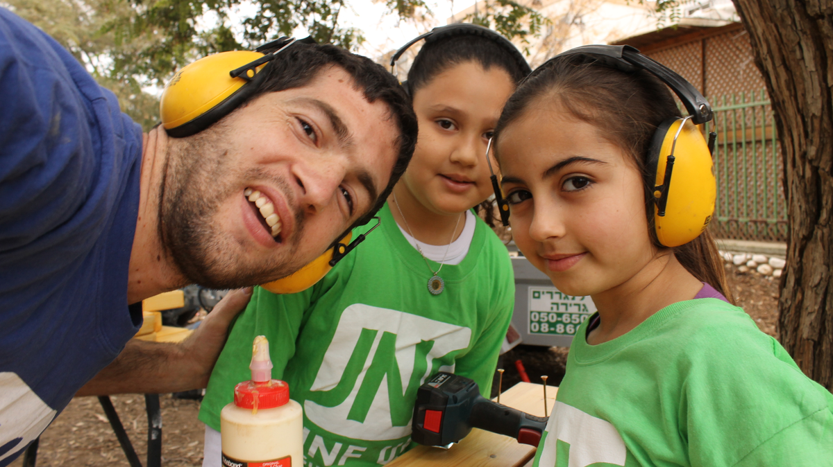 JNF UK welcomes home freed hostage Sagui Dekel-Chen - The Jewish ...