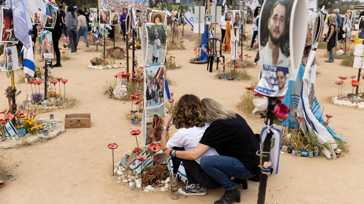 Parents of October 7 victim call for a permanent memorial to be built ...
