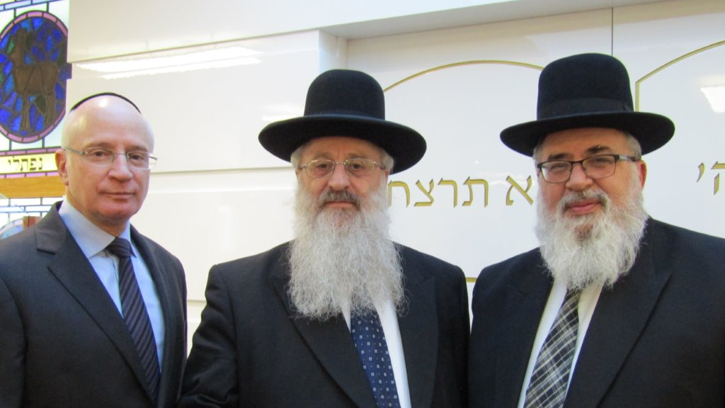 Rabbi Singer is in tune with needs of Ilford shul - The Jewish ...