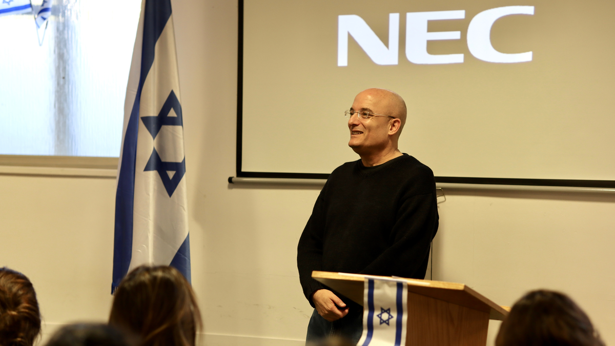 'Hebrew is the only thing that unites all Jews' says great-grandson of ...