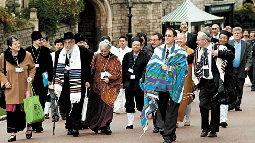 The rabbi who created the rainbow tallit - The Jewish Chronicle - The ...