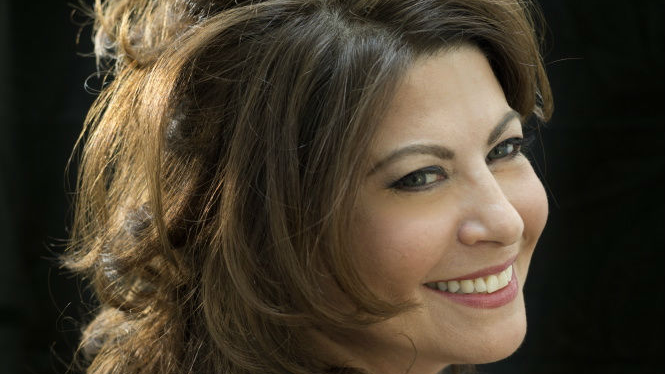 Kabul in stilettoes - The Jewish Chronicle - The Jewish Chronicle