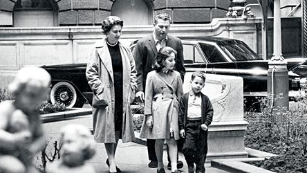 Review: Yossarian Slept Here - The Jewish Chronicle - The Jewish Chronicle