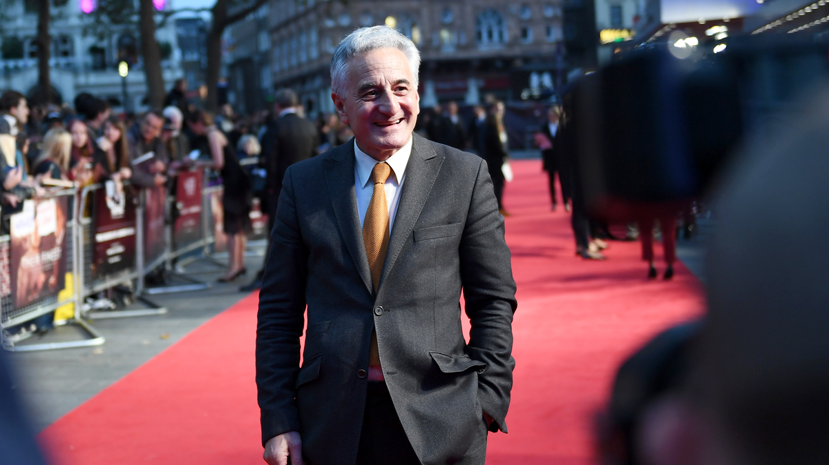 Henry Goodman: ‘I wanted to be a very ﬁne British actor’ - The Jewish ...