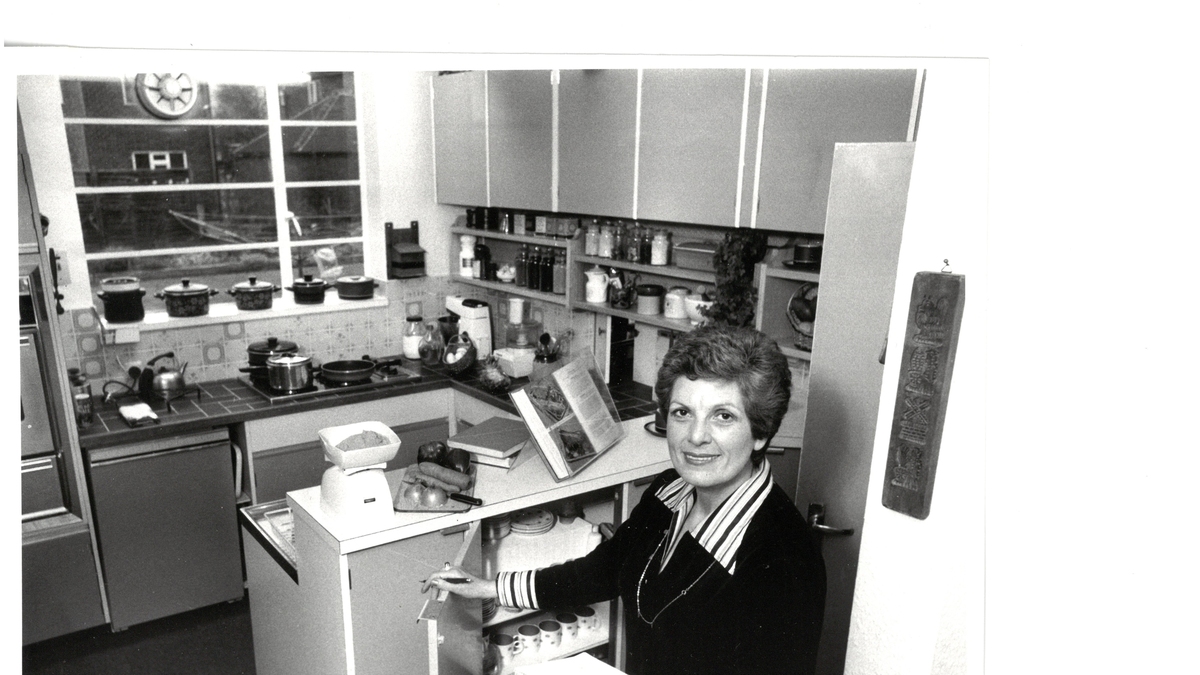 Evelyn Rose:the hard work that went into creating a Jewish food legend ...