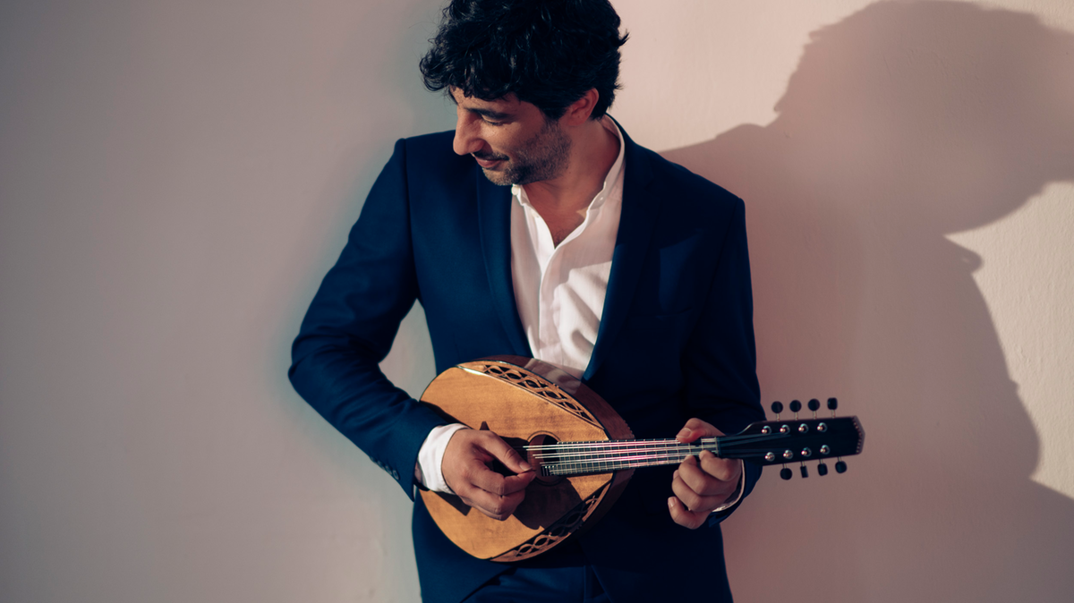 The Israeli musician who makes the mandolin sing - The Jewish Chronicle