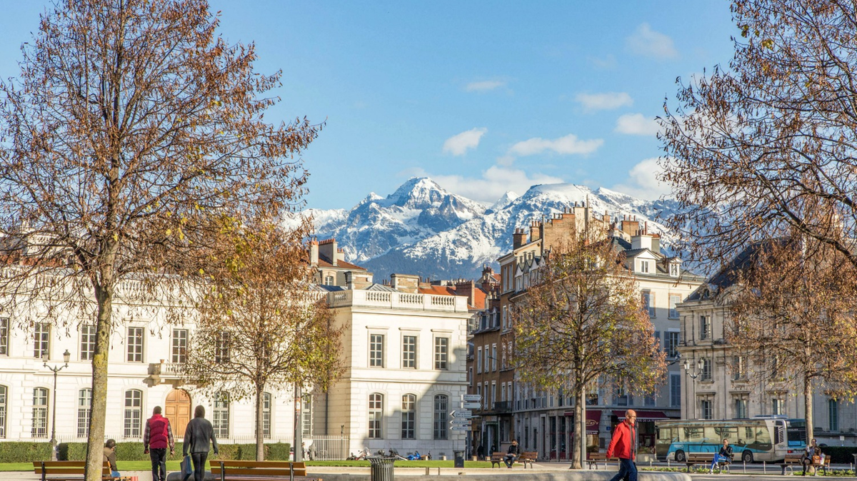 Capital of the Alps - The Jewish Chronicle - The Jewish Chronicle