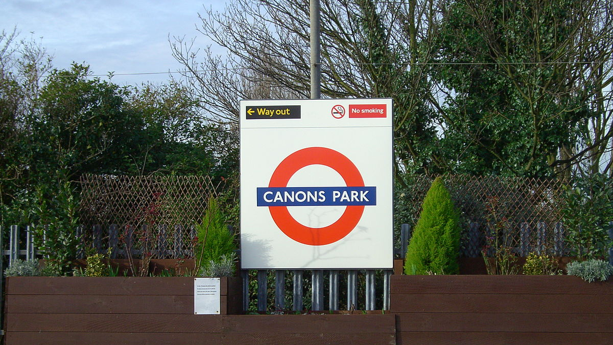 Eruv extension covers hundreds of North London homes - The Jewish ...