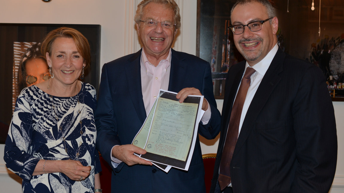 Jerry Springer stars in charity's archive of refugees from Nazism and ...