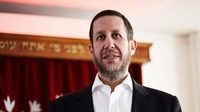 Rabbi Schochet confirms he is staying in Mill Hill after approach by ...