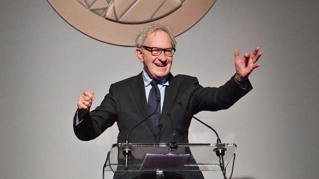 Sir Simon Schama backs Bevis Marks fight to stop nearby developments ...