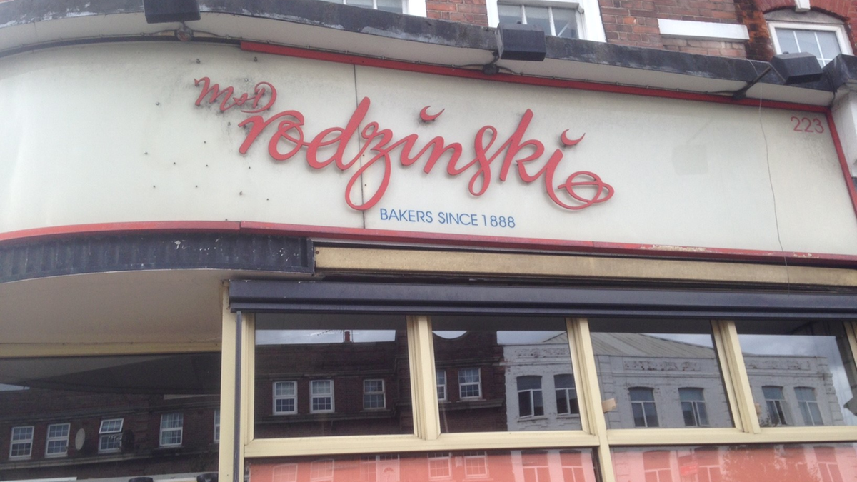 Surprise as Grodzinski shuts up shop in Golders Green - The Jewish ...
