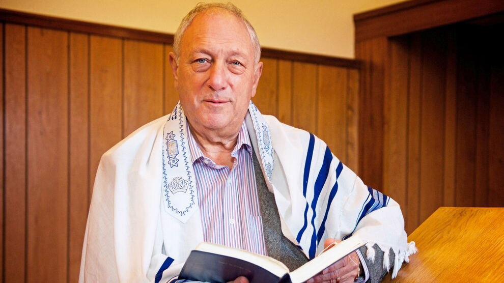 The Jersey community is looking for new members for their island shul ...