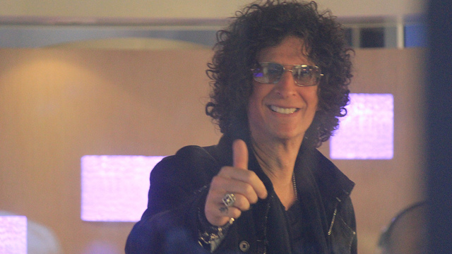 Howard Stern sued after broadcasting private call - The Jewish ...