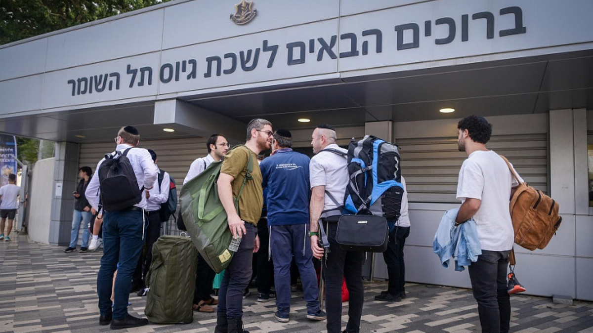 2,000 Charedi Jews sign up to IDF - The Jewish Chronicle - The Jewish ...