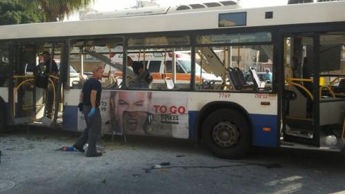 Bus explodes in Tel Aviv in terror attack - The Jewish Chronicle - The ...