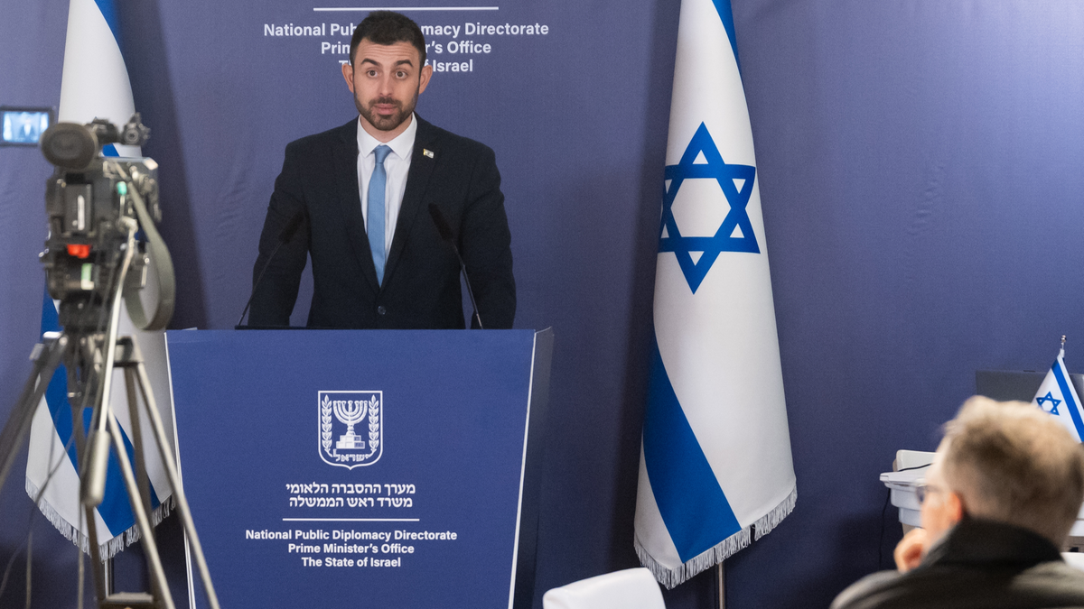 Eylon Levy claims he was sacked because Sara Netanyahu opposed him ...