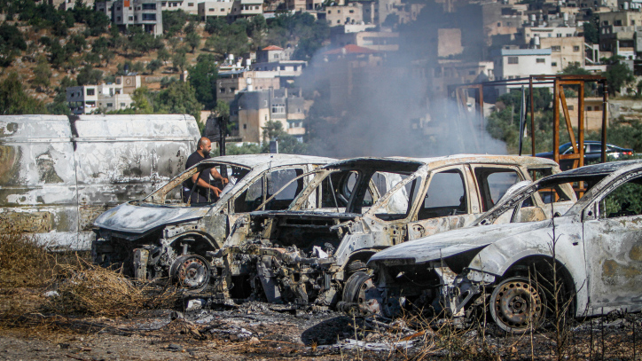 Israeli settlers riot in Arab towns after four killed by terrorist ...