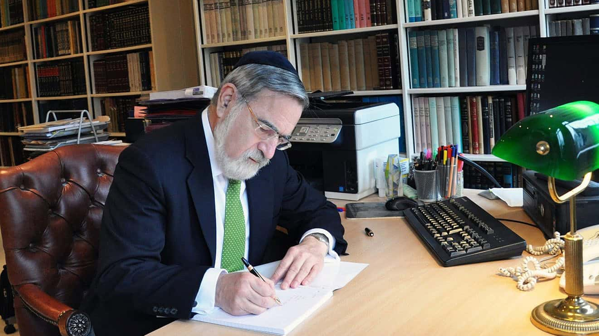 Jonathan Sacks archive dedicated in Israel’s National Library in ...