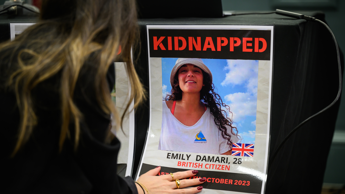 Mandy Damari calls for hostage deal to include British daughter Emily - The Jewish Chronicle ...
