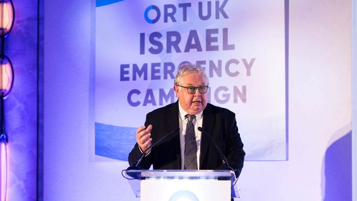 Nick Ferrari criticises journalists who refuse to describe Hamas as ...