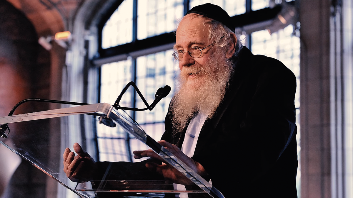 Rabbi Adin Steinsaltz, behind acclaimed Hebrew translation of the ...