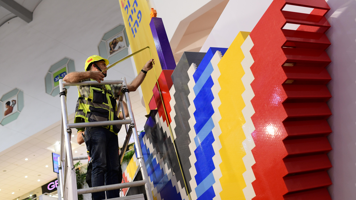 Tel Aviv shop claims Guinness world record for largest lego menorah ...