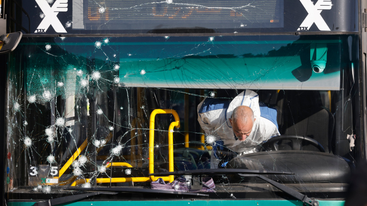 Terrorists behind double bus attack in Jerusalem believed to be 'home ...