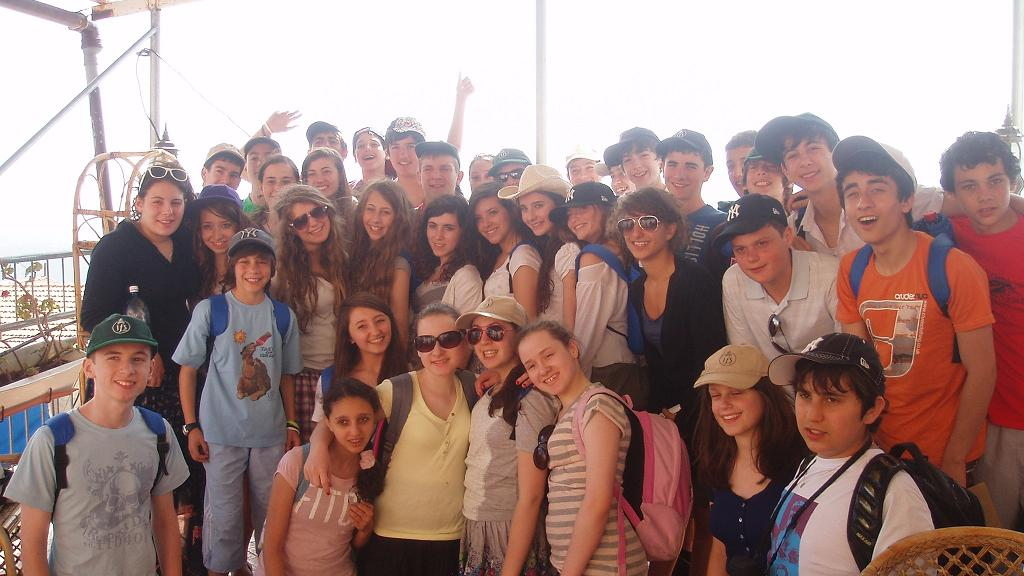 Israeli youngsters discuss Middle East conflict with British pupils ...