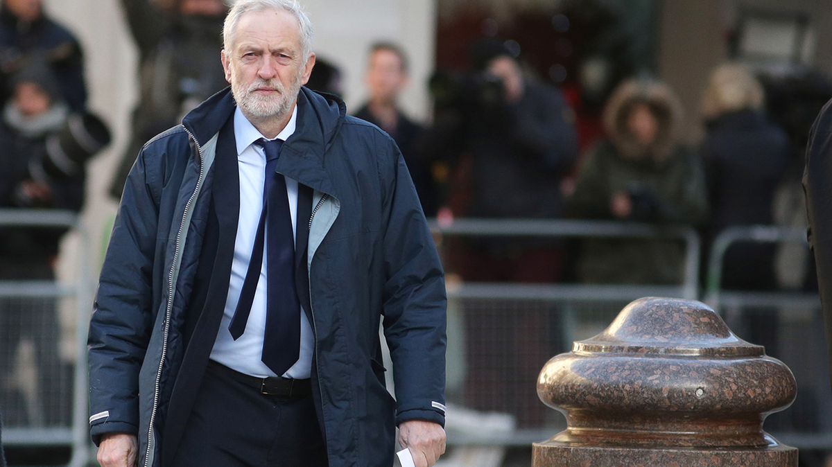 Corbyn likely to escape entry ban as Israel issues boycott blacklist ...