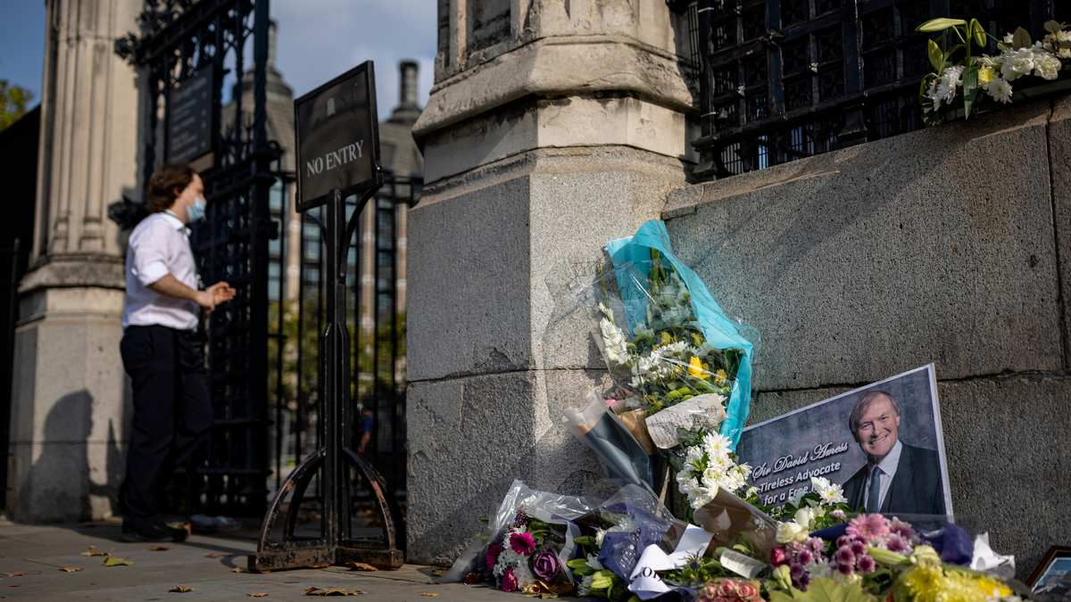 Jewish MPs mull security boost after Amess killing - The Jewish ...