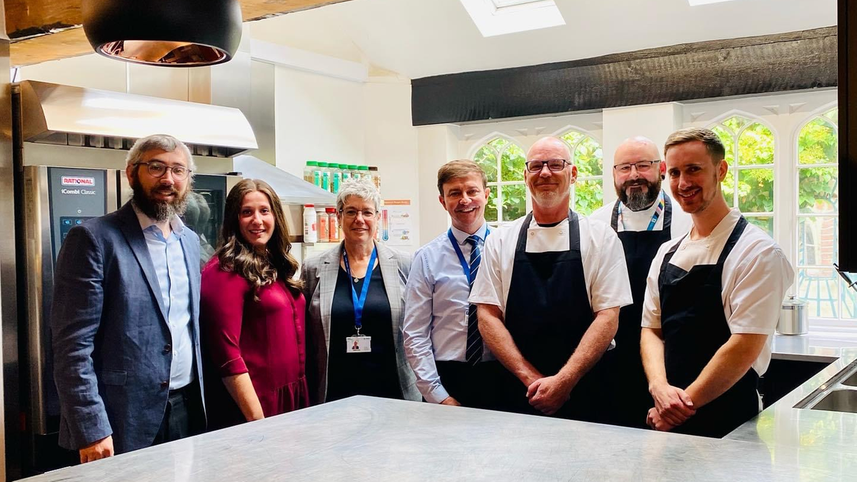 Jewish students at University of Nottingham to get kosher meals for the ...