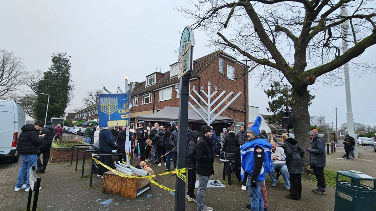 Largest menorah lighting ever in Bricket Wood after Chanukiah smashed ...