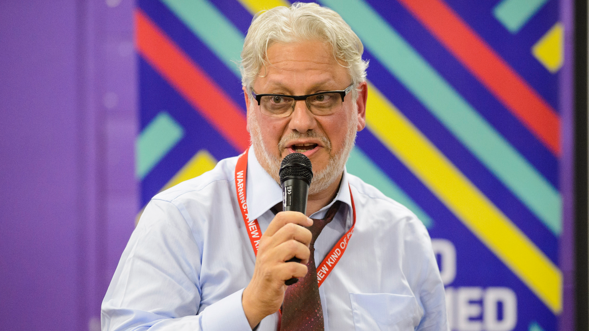 Momentum founder Jon Lansman 'subjected to antisemitic abuse' after ...