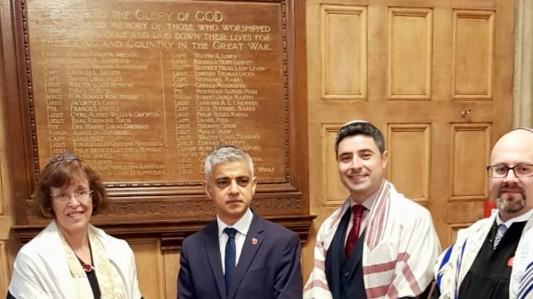 More come forward to accuse top London rabbi of bullying - The Jewish ...