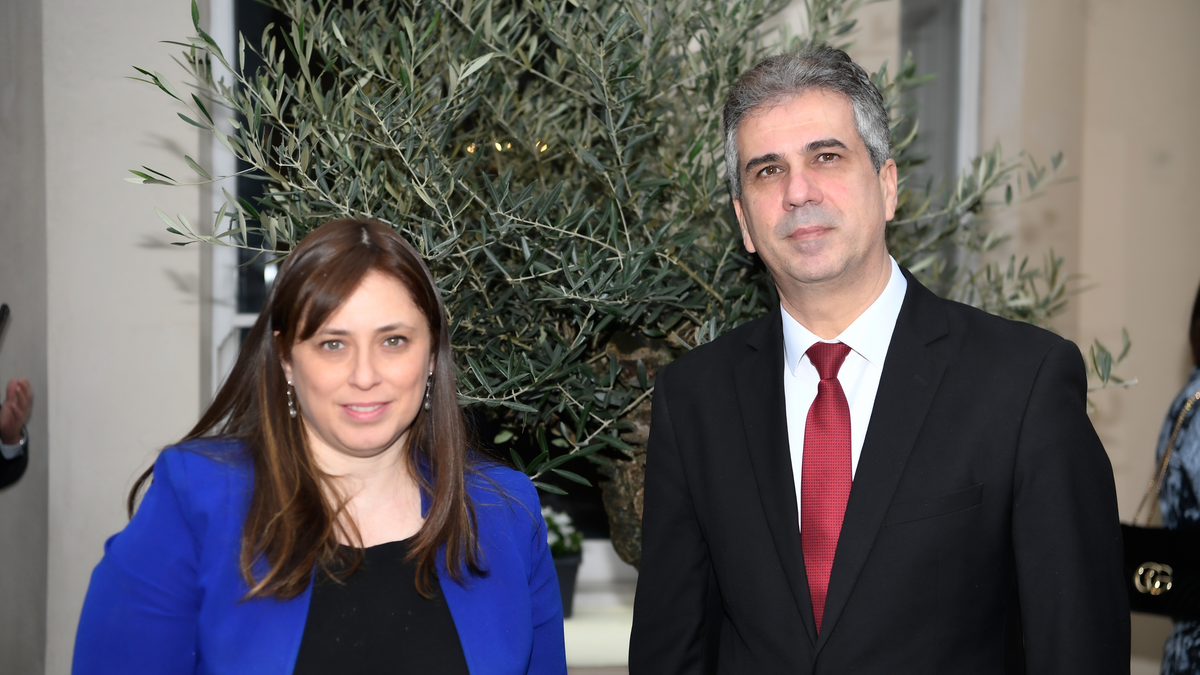 Olive tree planted in memory of Israeli ambassador Shlomo Argov - The ...