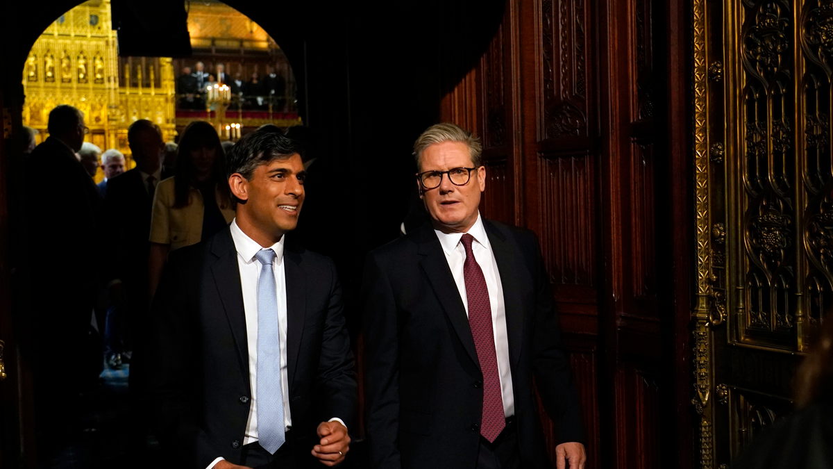 Prime Minister and Rishi Sunak clash over Israel arms sales at PMQs ...