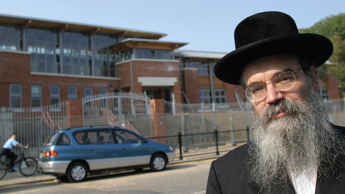 Rabbi Avrohom Pinter dies after contracting coronavirus - The Jewish ...