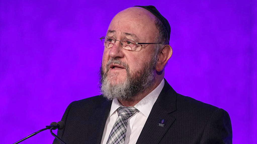 Rabbi Mirvis joins UK faith leaders in appealing for places of worship ...