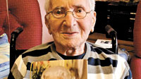 Sam Lazarus has a pop at YouTube stardom, aged 100 - The Jewish ...