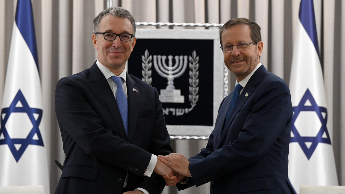 Simon Walters officially welcomed as UK ambassador to Israel - The ...