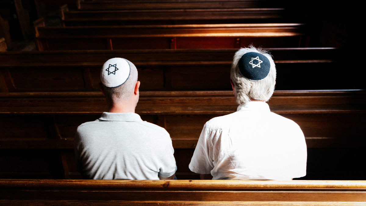 UK Jewish population grows for second consecutive census - The Jewish ...