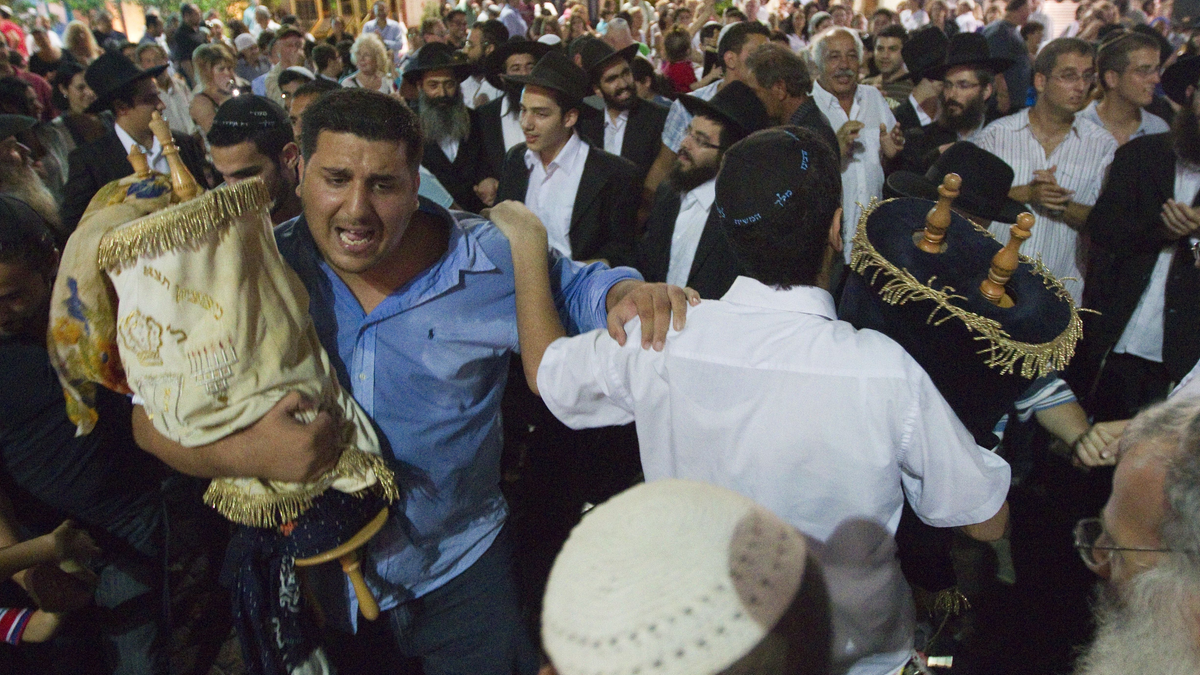 A Simchat Torah of reflection, sadness, loss, pain… and hope - The ...