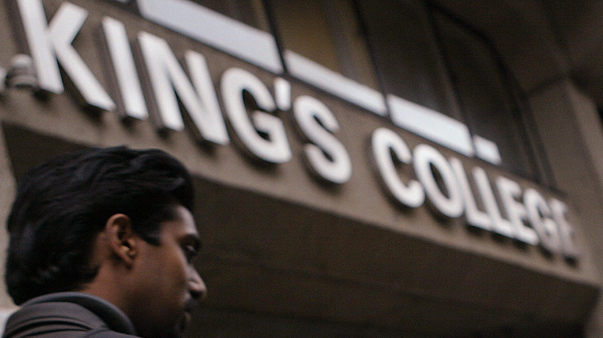 Civil servants asked to consider Hamas as freedom fighters in King’s ...