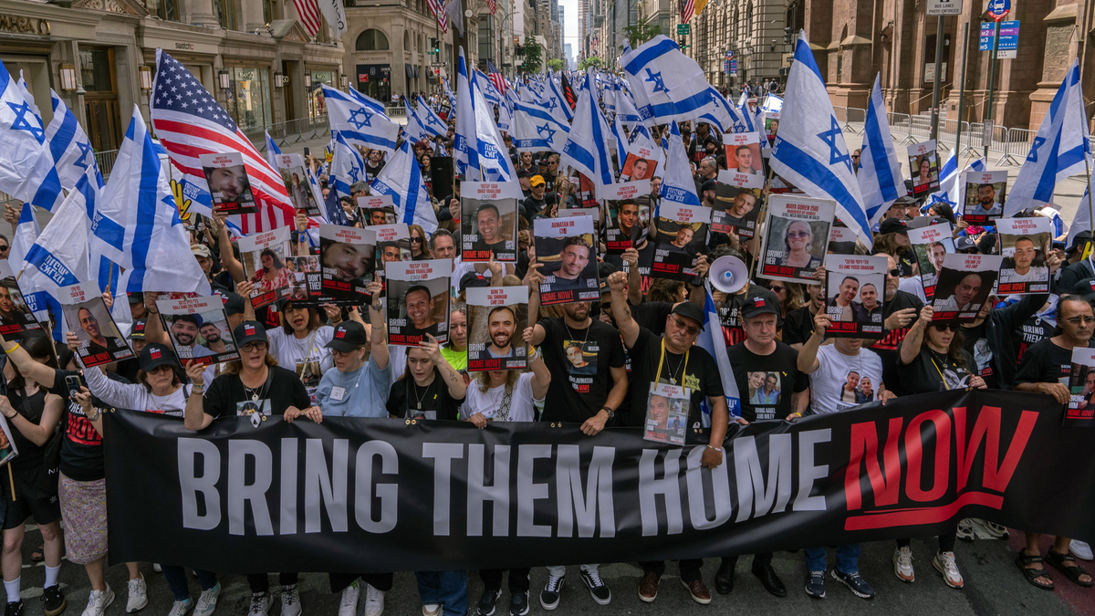 NYC Israel Day Parade: Record 100,000 turn out for 'most important ...