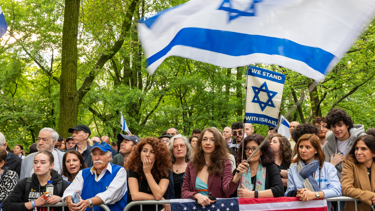 Meet the Jewish students turning down Ivy League offers because of Jew ...