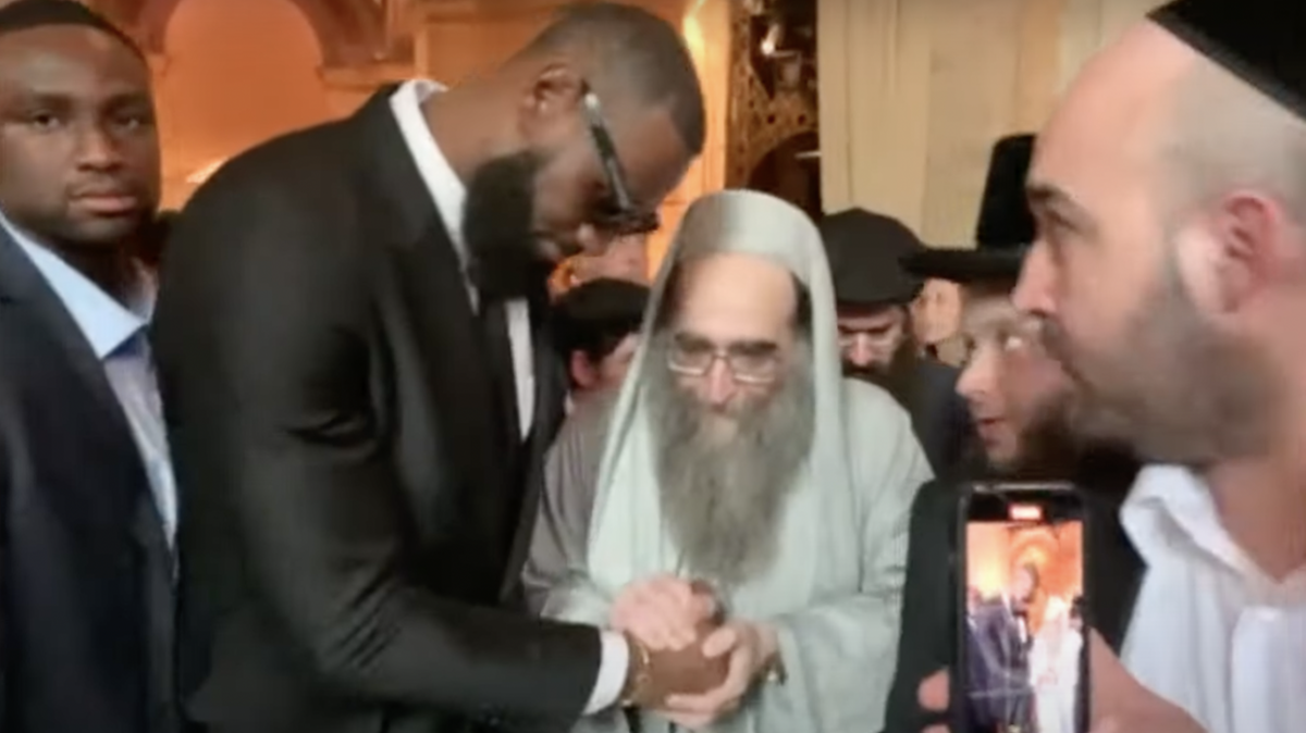 LeBron James blessed by Kaballah rabbi at New York wedding - The Jewish ...