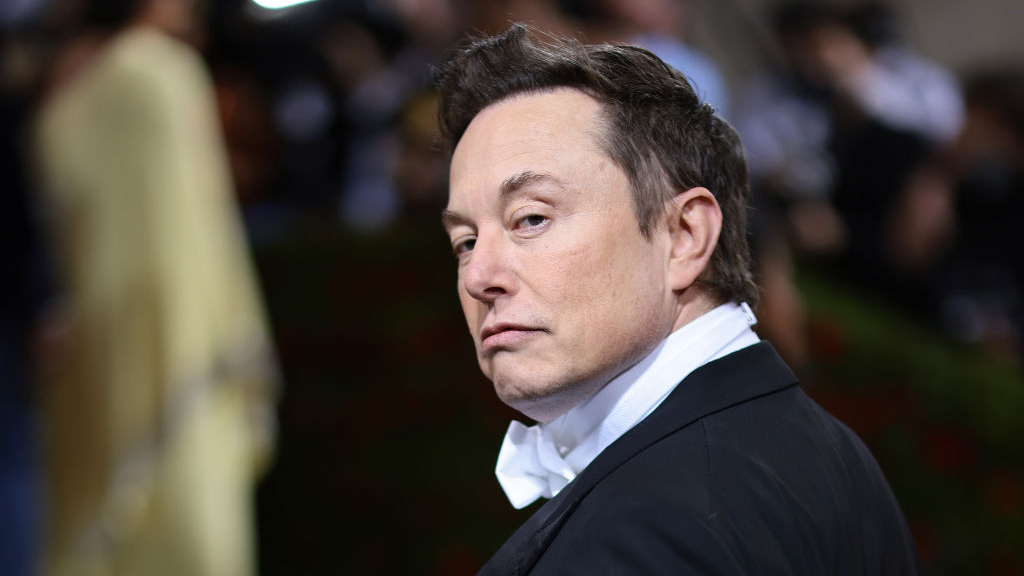 Elon Musk thanks ADL as Jewish group resumes advertising on Twitter ...